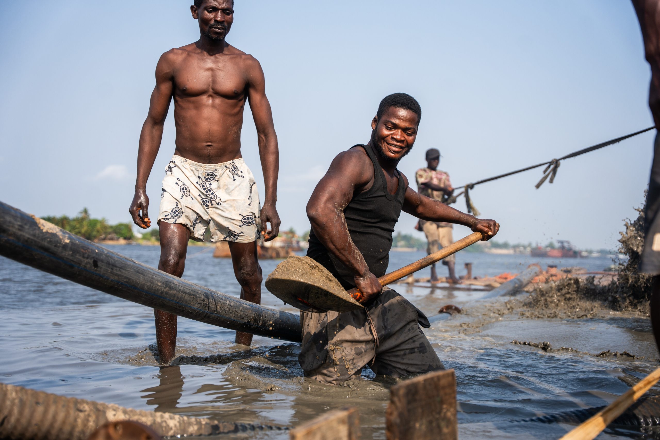 Africa’s megacity of Lagos reshapes its coast by dredging and puts ...
