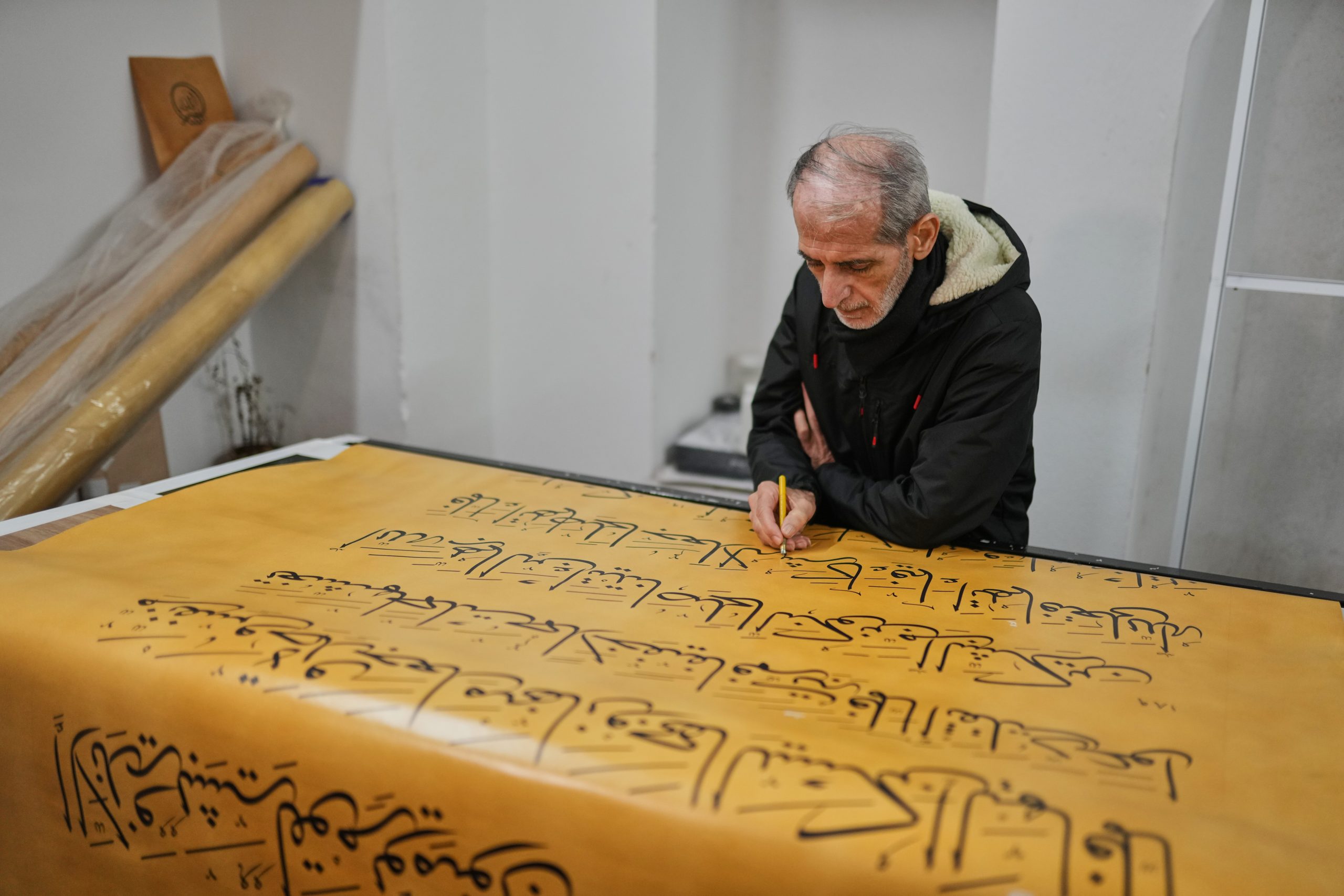 Iraqi calligrapher’s handwritten Quran ends 6 years of artistry and ...