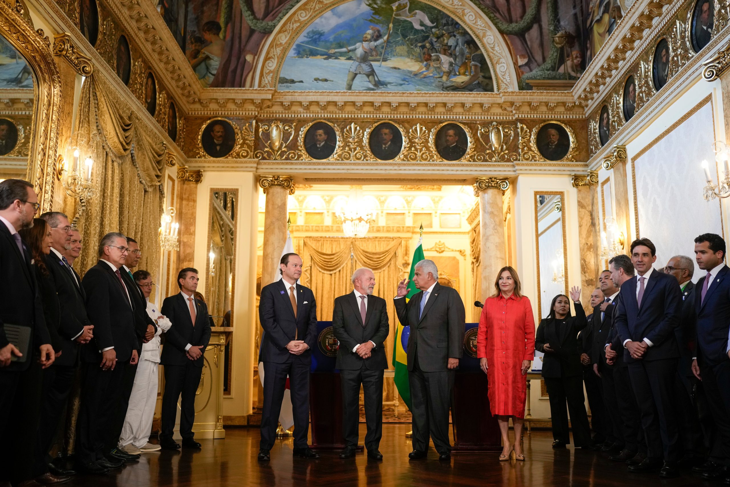 Latin American leaders call for unity against growing political ...