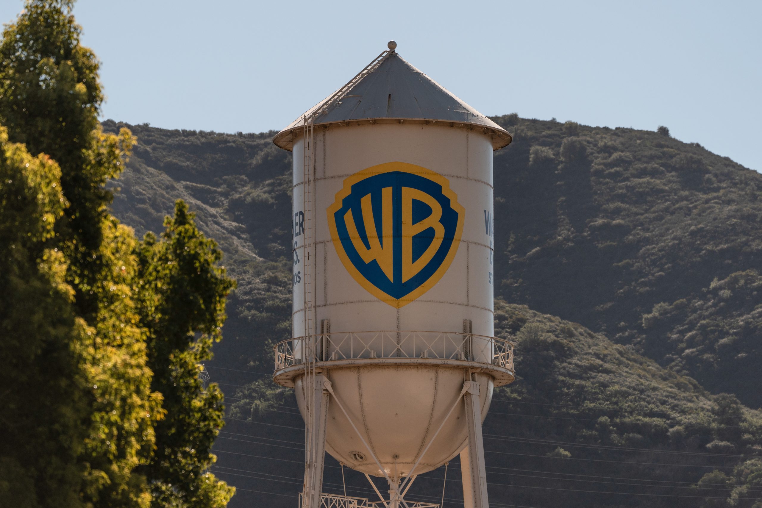 Netflix walks away from Warner Bros deal, clearing the path for ...