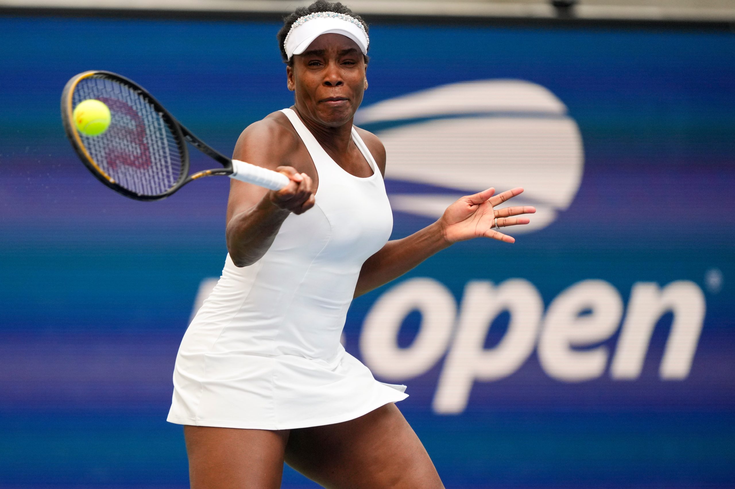 Venus Williams’ comeback hits another snag as she falls in 1st round to ...
