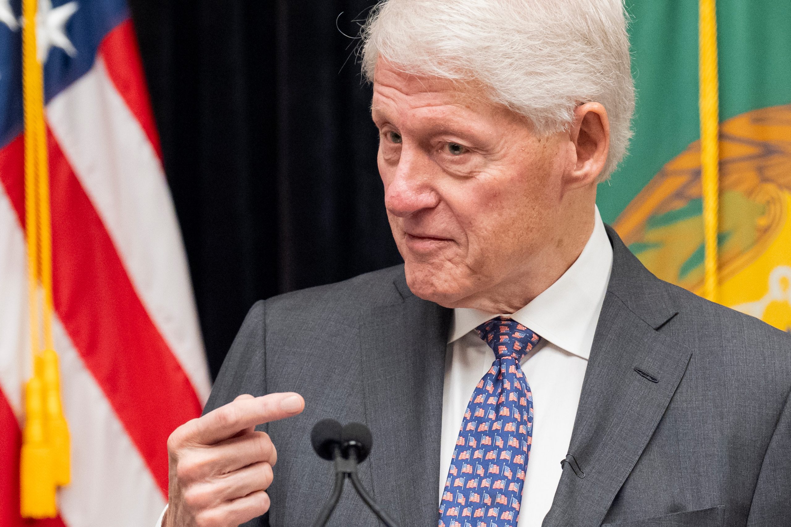 Bill Clinton says he ‘did nothing wrong’ with Epstein as he faces ...