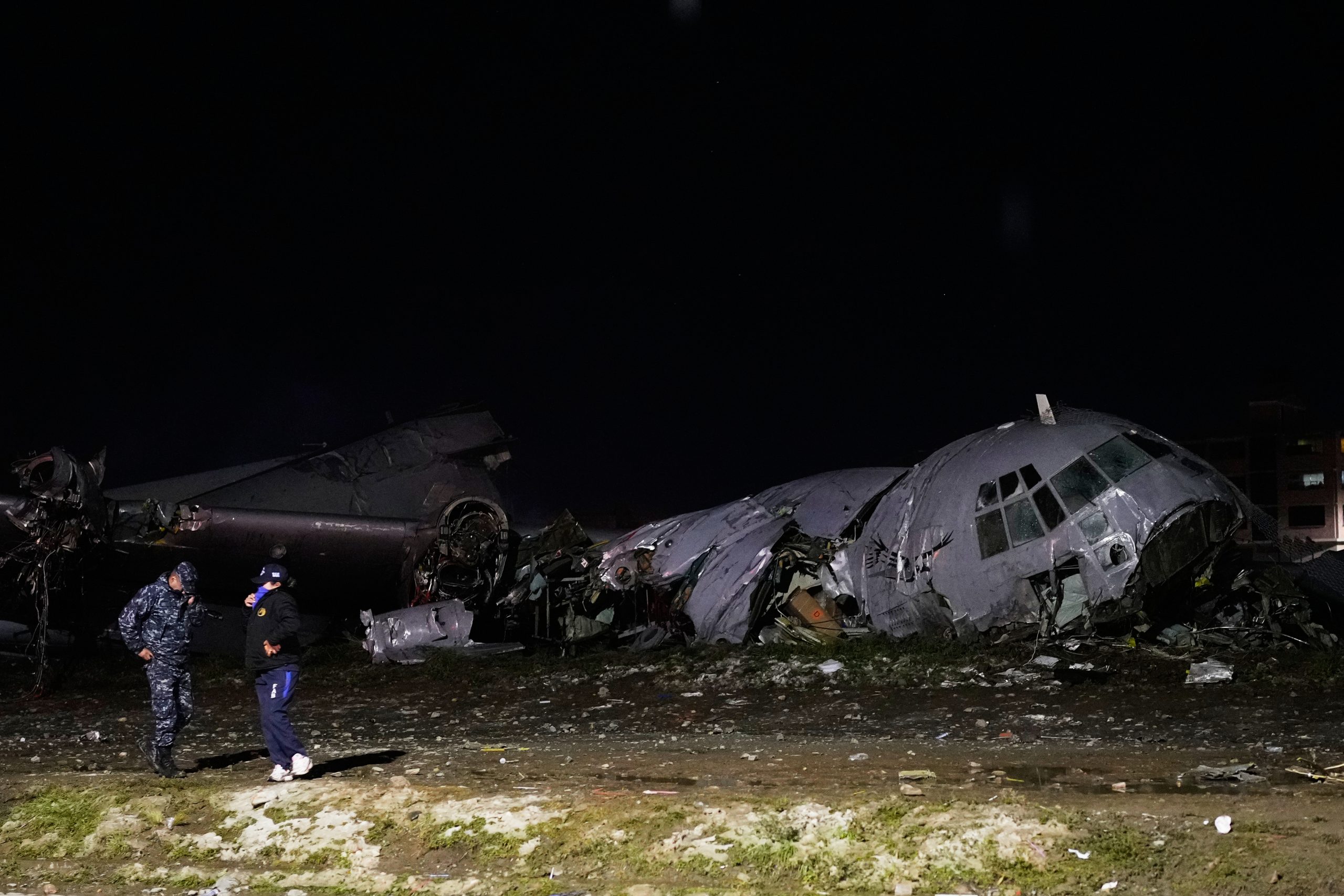 Cargo plane carrying money crashes near Bolivia’s capital, killing at ...