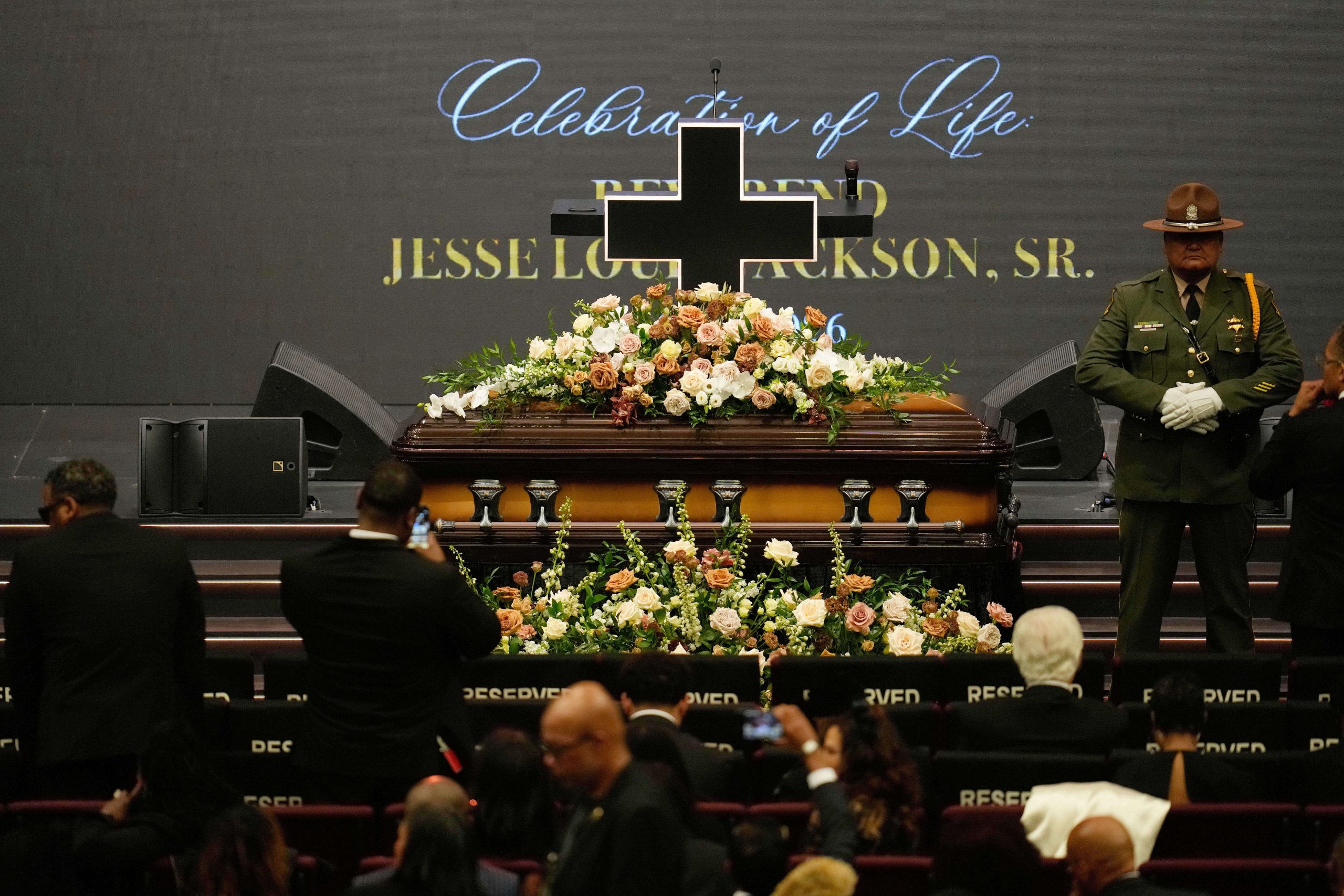 Former presidents set to speak during final public tribute to the late ...