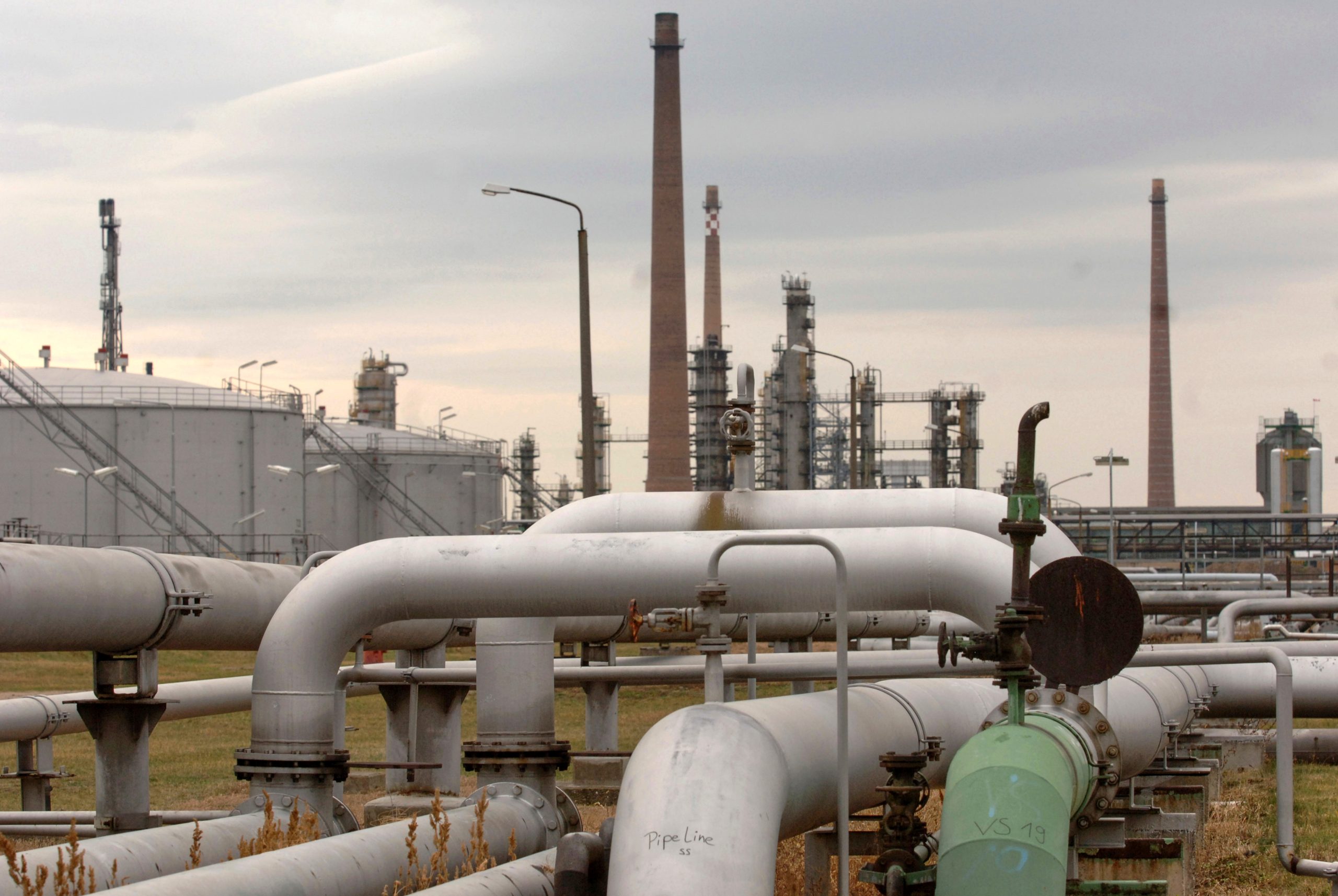 EU offers to pay Ukraine to fix an oil pipeline that’s been a focal ...